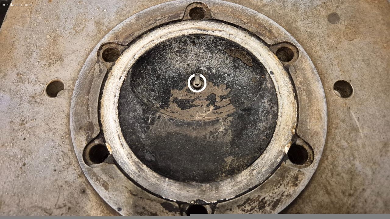 Inzeráty - Náhradní díly - hlava CZ 981/380 - 1974